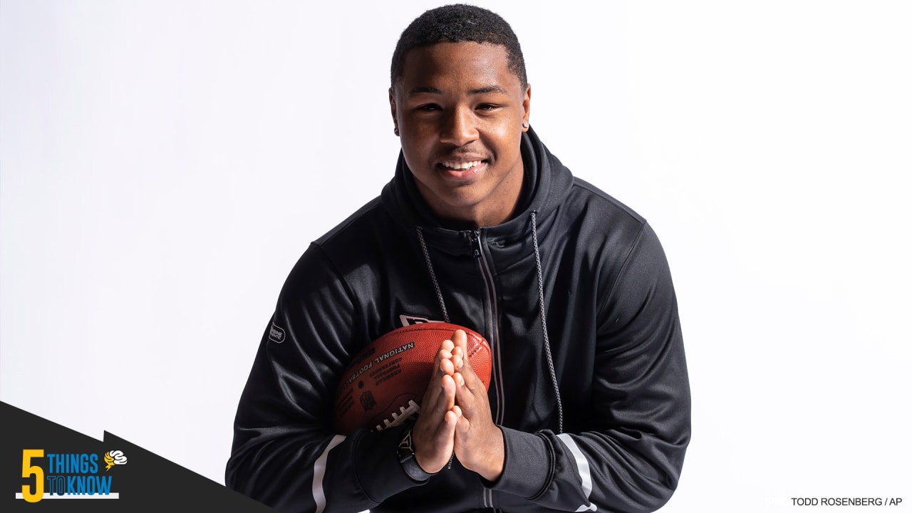 2022 NFL Draft: Running Back Isaiah Spiller 5 Things to Know