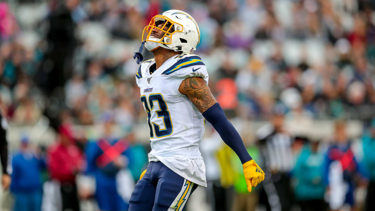 Derwin James Chops down Fournette Short on Fourth-Down Tackle