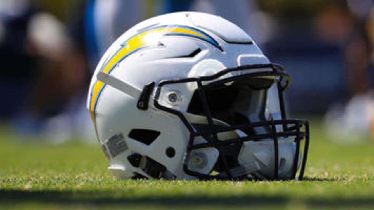 Los Angeles Chargers Sign Two After Rookie Minicamp