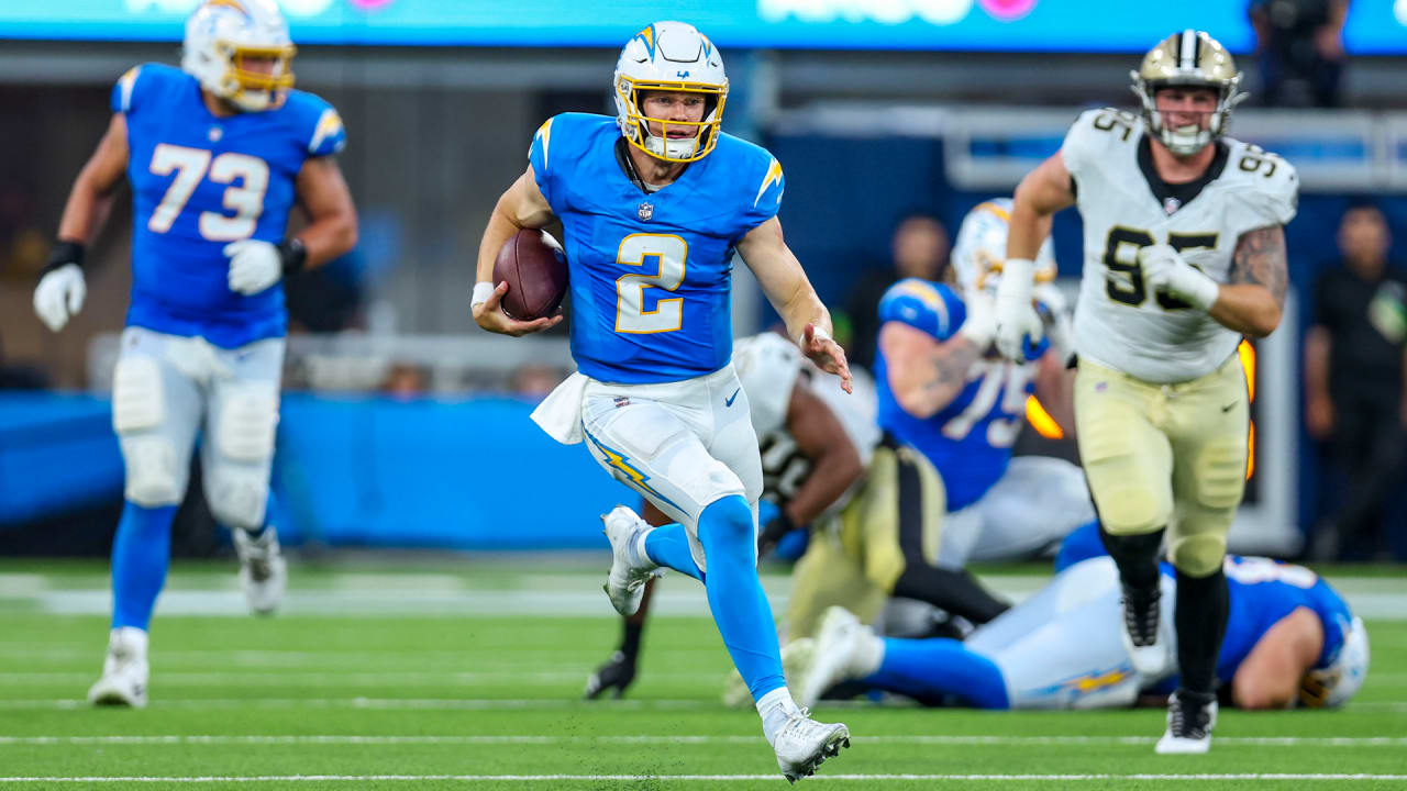 Highlights: Easton Stick Takes it Himself for 18-Yard Scramble