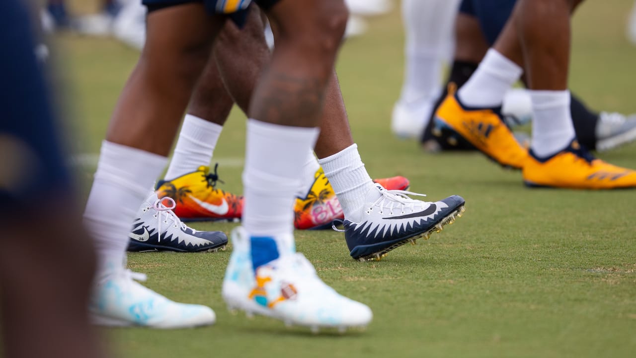 Fashion Friday: Cleat Heat