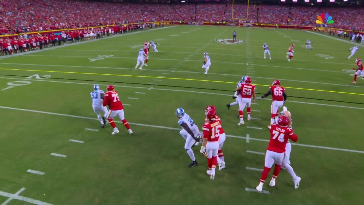 Kansas City Chiefs quarterback Patrick Mahomes' first pass of 2023 is ...