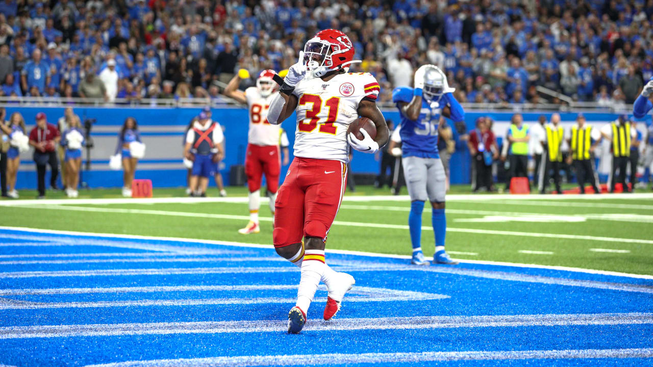 Darrel Williams Walks in For First Career Rushing Touchdown