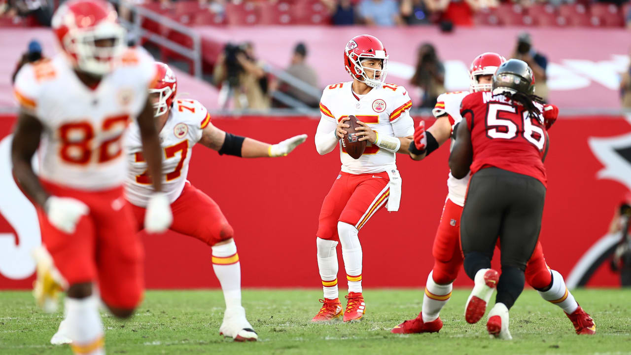 Chiefs' Offense Looks Forward to Face Off Against Tampa Bay's Defense