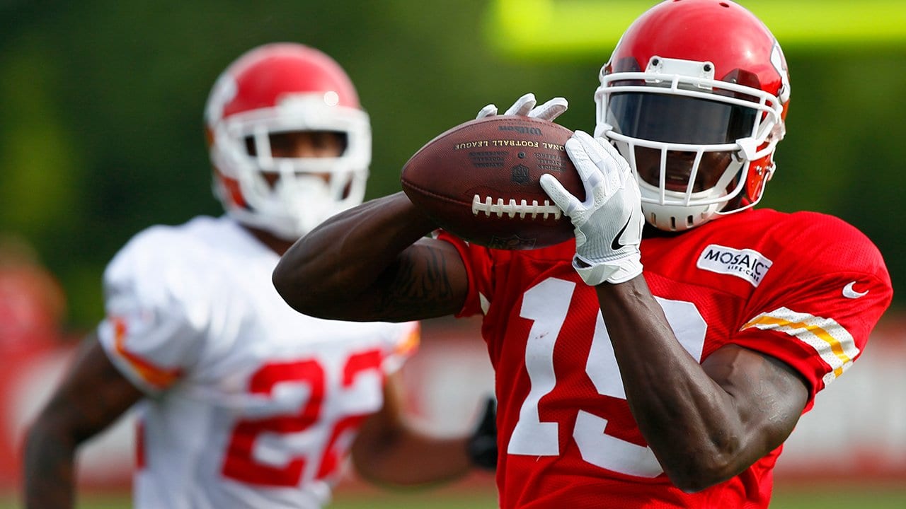 WRs Go One-on-One Against the DBs