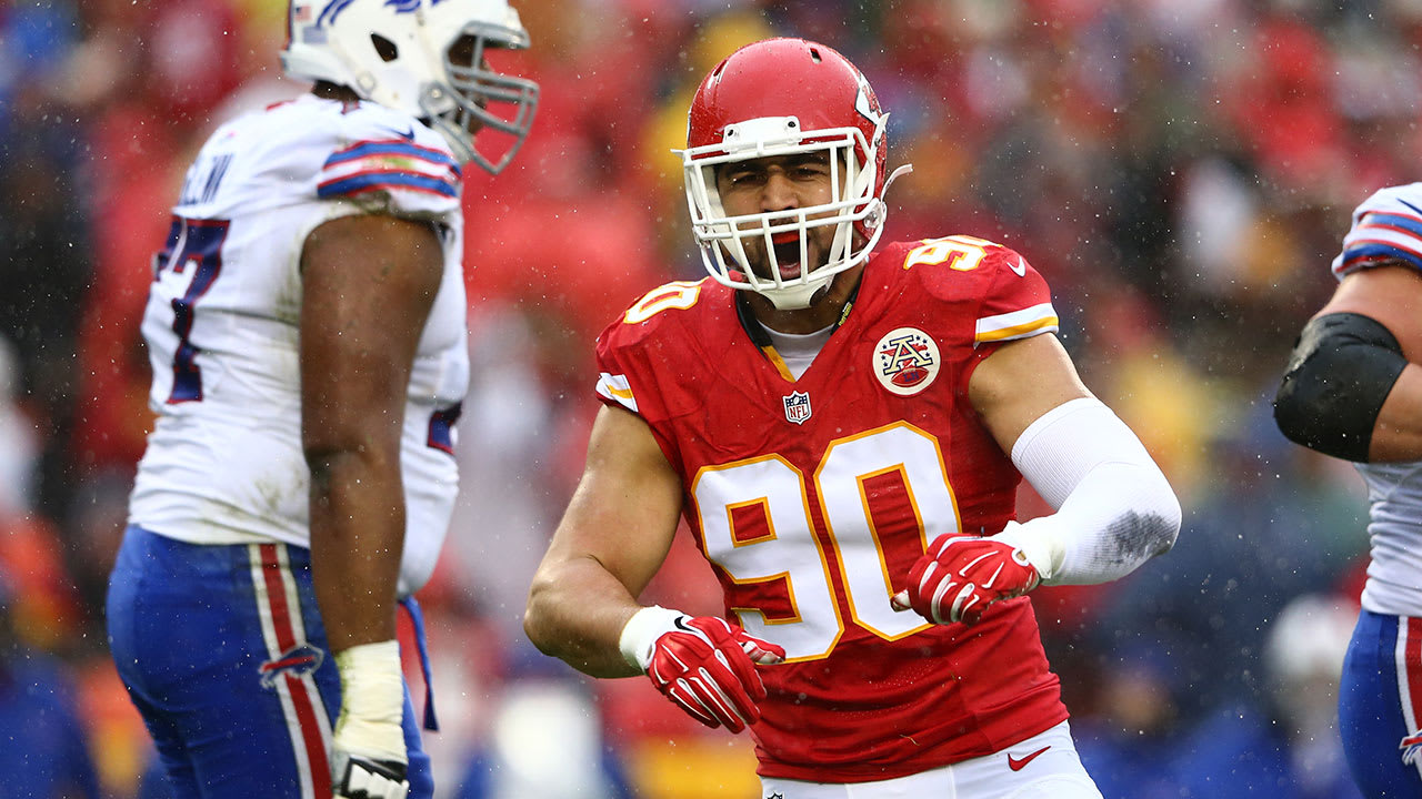 Veteran Linebacker Josh Mauga Returns to the Chiefs