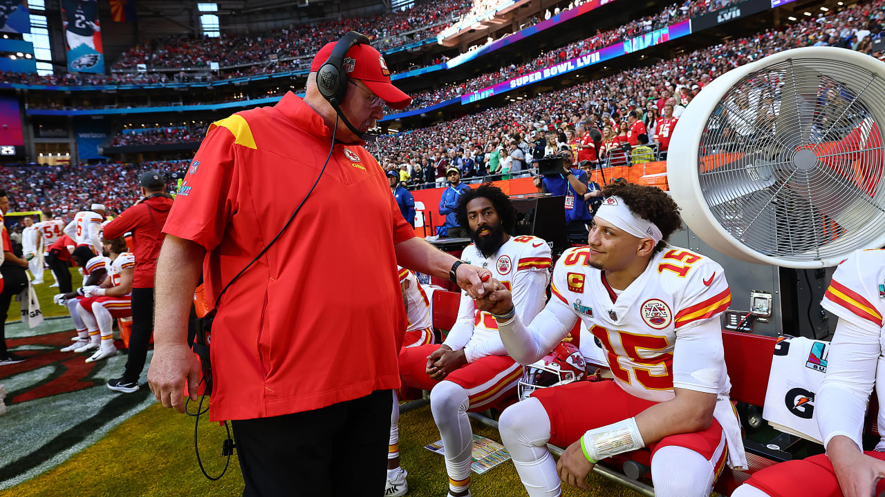 Photos: Pregame Activities & Player Warmups at Super Bowl LVII | Chiefs ...