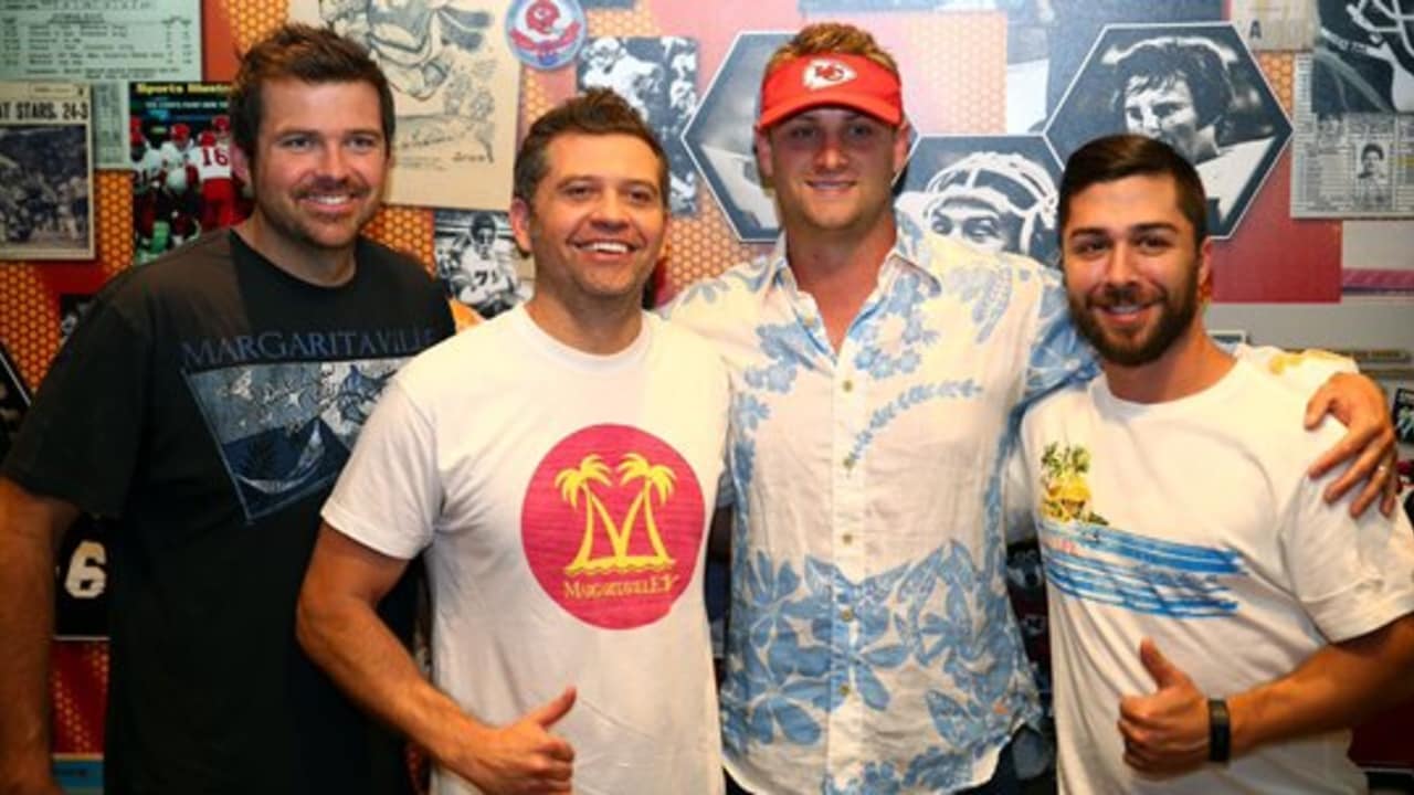 Dustin Colquitt to be Featured on Jimmy Buffett Web Special Saturday Night