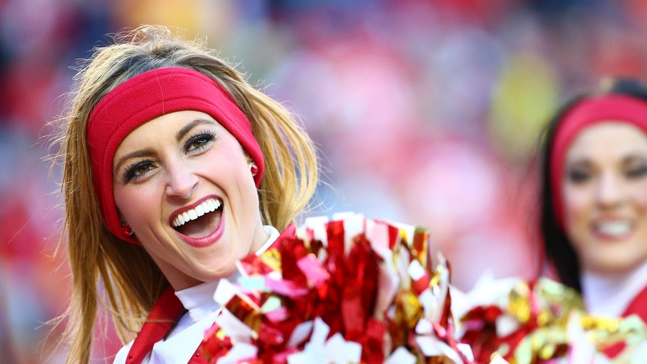 Photo Gallery: Chiefs Cheerleaders Gameday