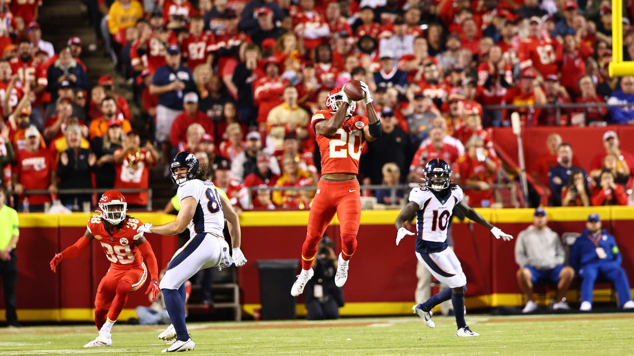 Justin Reid Corrals Tipped Pass for Chiefs' Second Interception