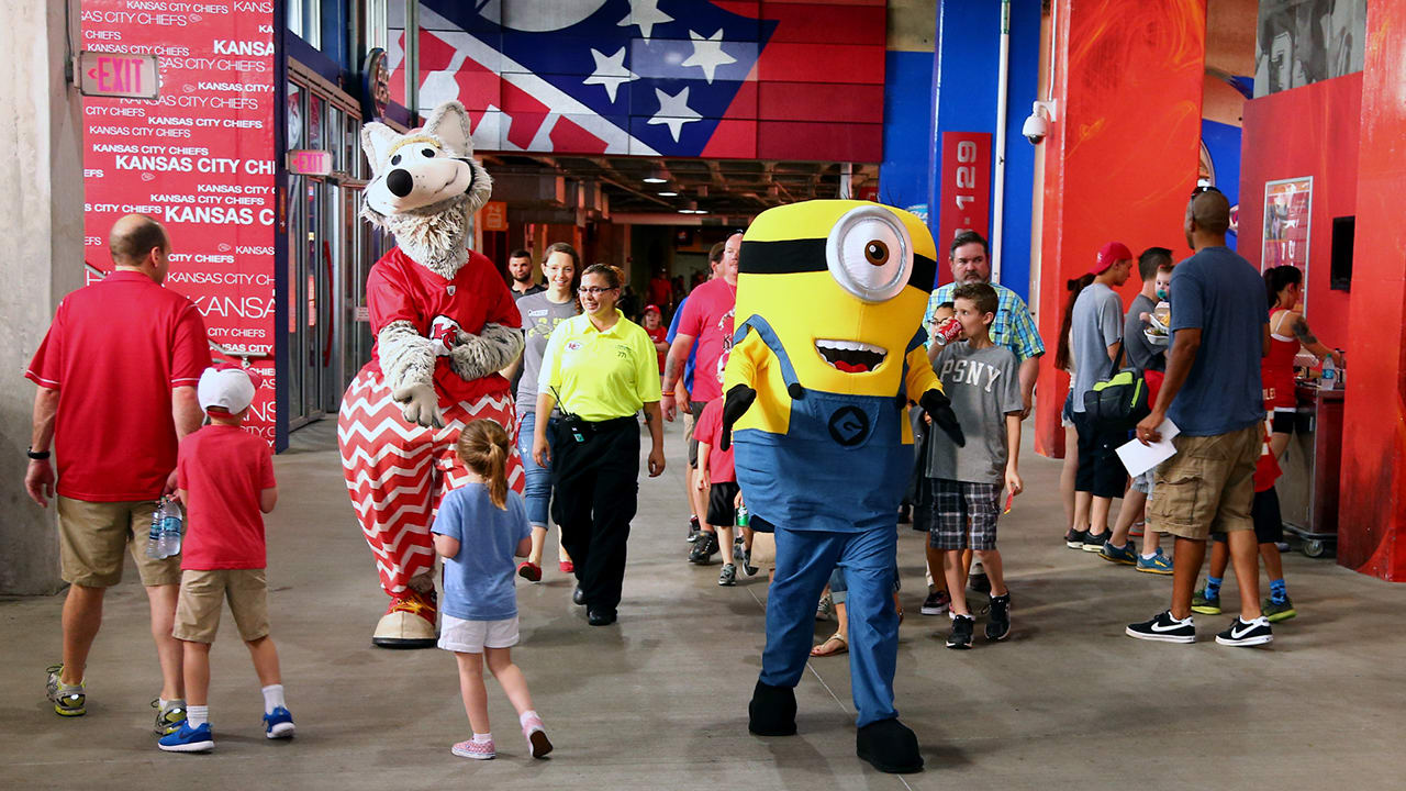 Minions Take Over Arrowhead for Kids Club Movie Night