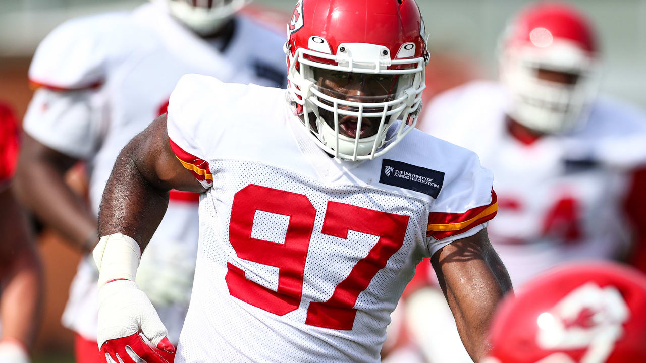 Focus Group: Defensive Ends | Training Camp 8/15