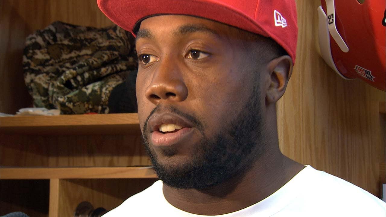 Locker Room 10/16: James-Michael Johnson