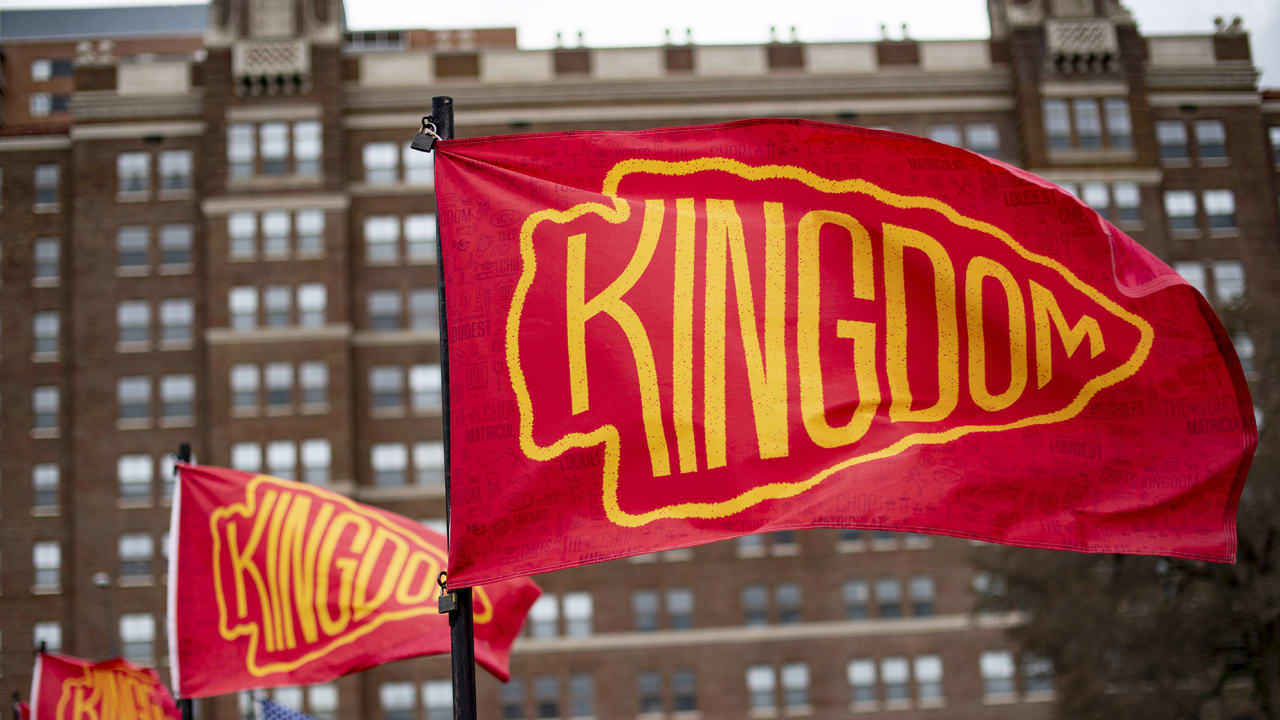 Photo Gallery: Red Friday 2018