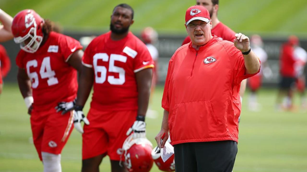Andy Reid Praises Team’s Offseason Workouts, Says Chiefs Look “Sharp”