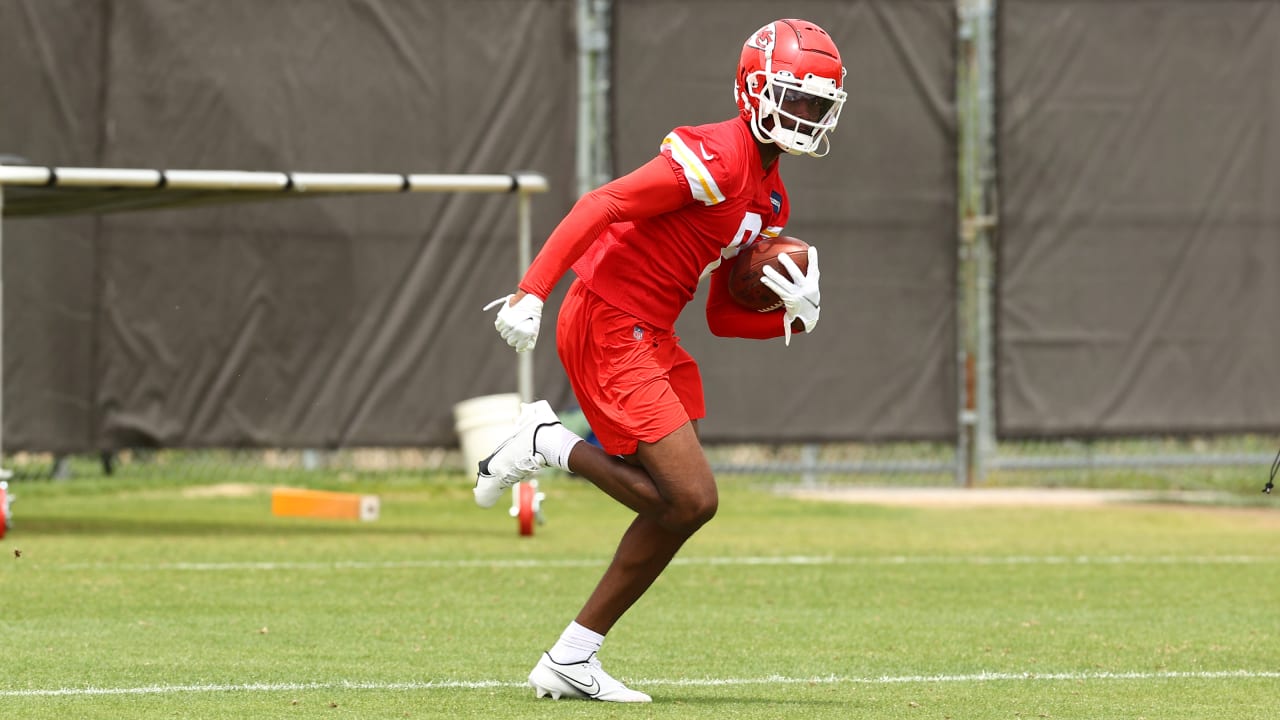 Undrafted Rookie WR Justyn Ross Aims to Seize Opportunity with Chiefs