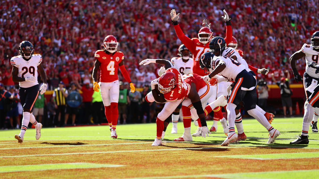 Kansas City Chiefs quarterback Patrick Mahomes opens the scoring ...