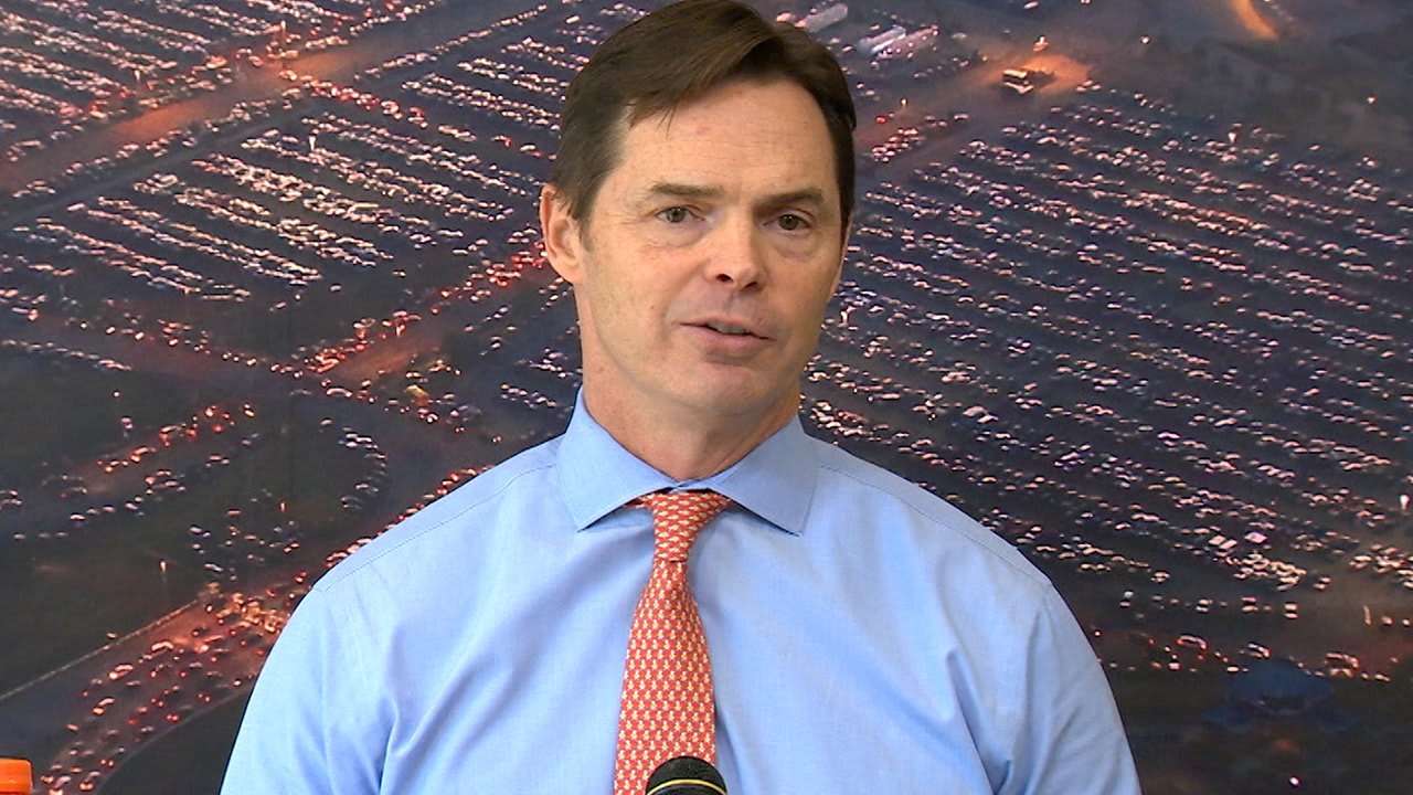 Mark Donovan on Parking Thursday Night