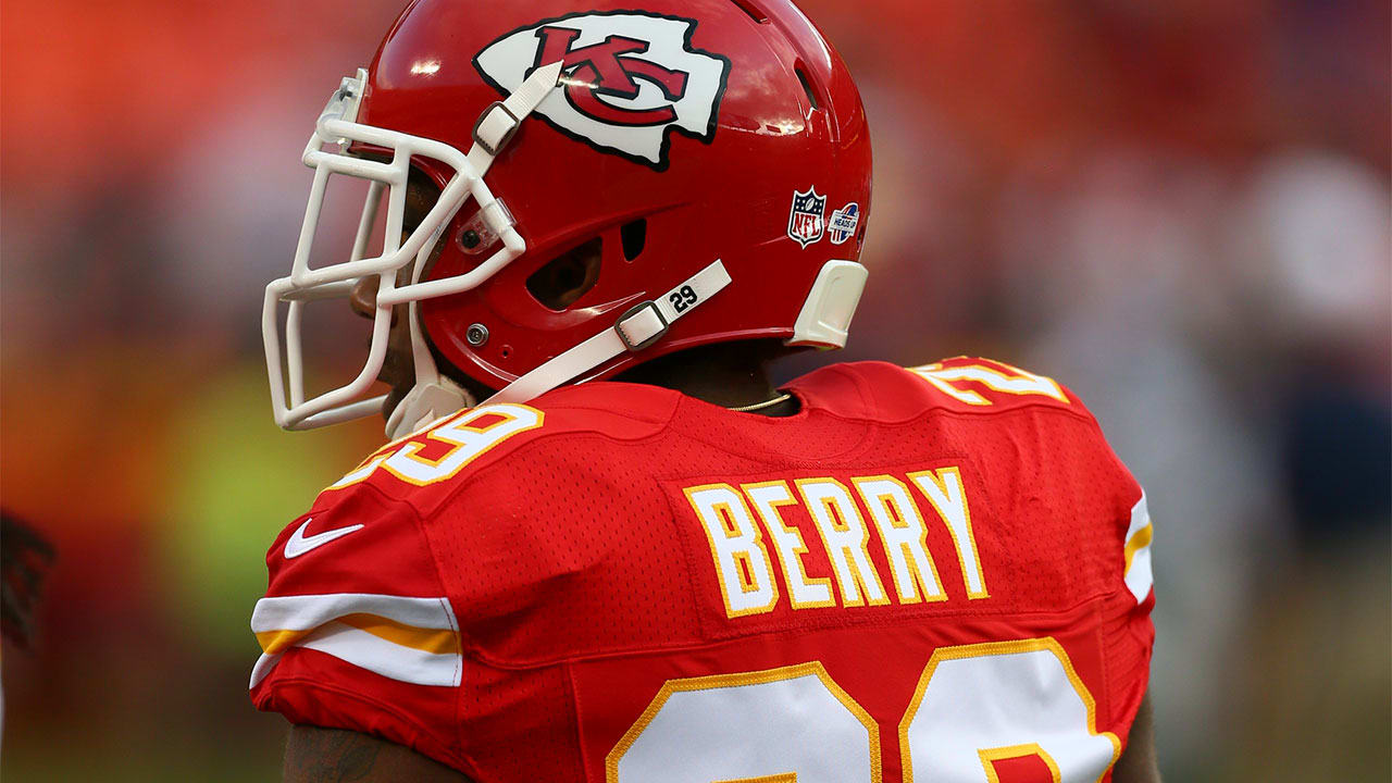 Eric Berry Returns Home to Arrowhead Stadium