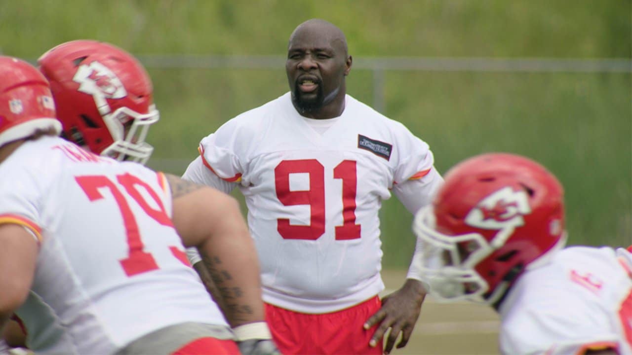 Hali Acting as a Mentor for Young Players