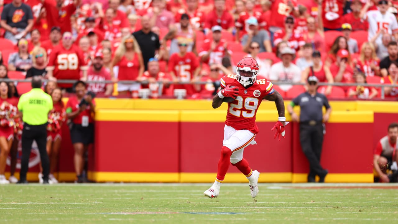 Kansas City Chiefs running back La'Mical Perine Cuts Back and Hits the ...