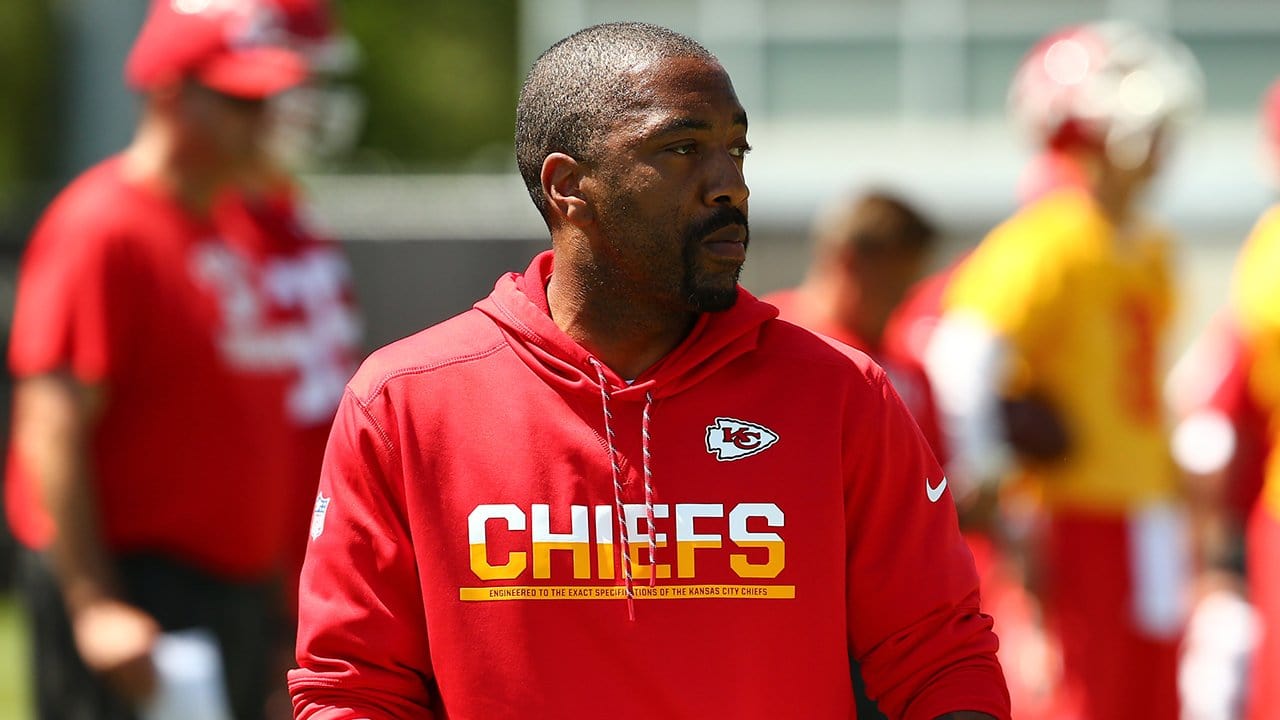 WRs Coach Greg Lewis Wired during Minicamp