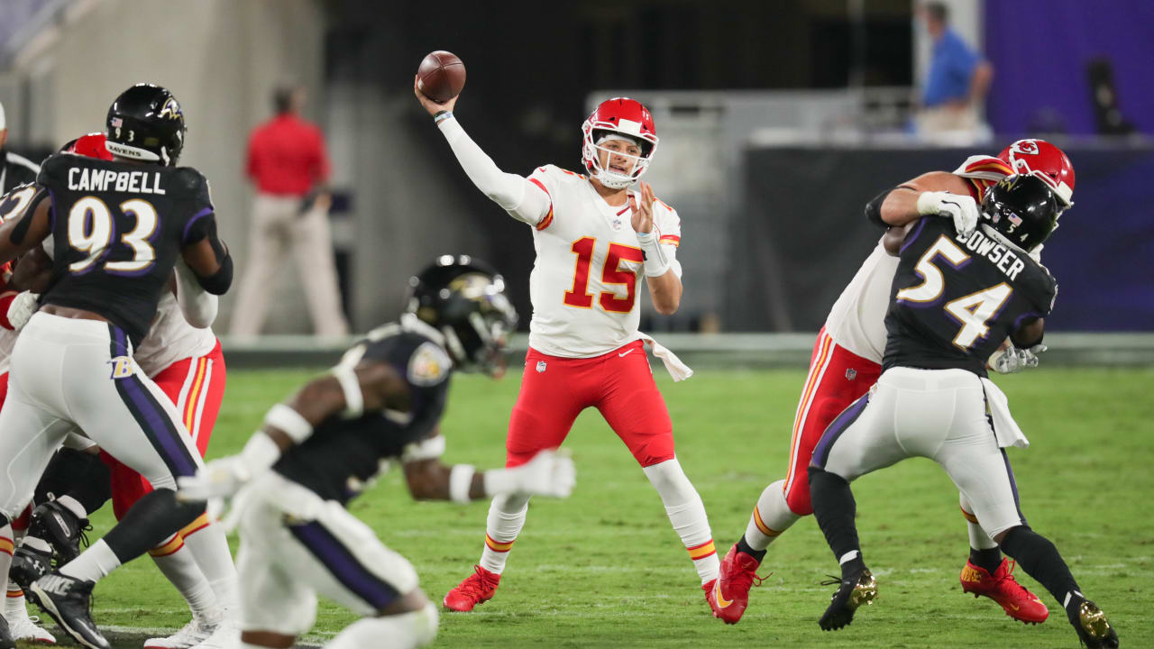 Patrick Mahomes Escapes Ravens' Pressure for Third-Down Strike to Sammy ...