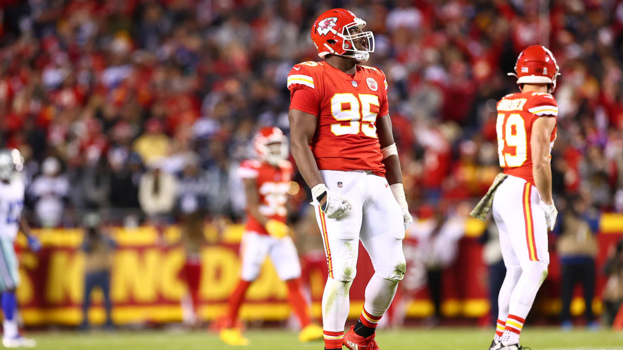 Chris Jones Named AFC Defensive Player of the Week