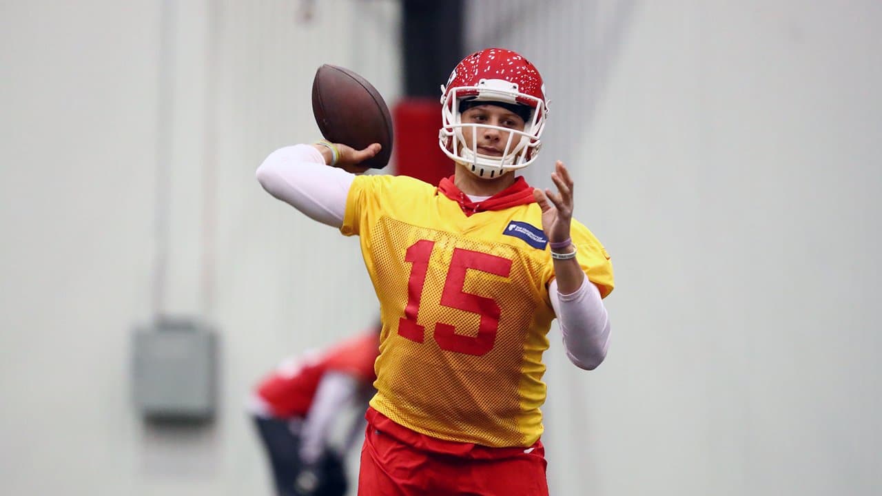 Photo Gallery: Practice for Denver