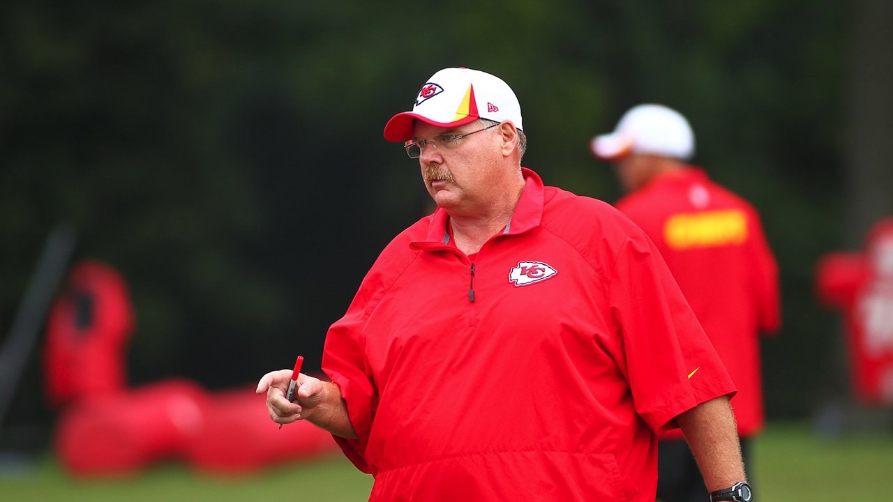 Reid Wants to Make the Right Moves for the Chiefs