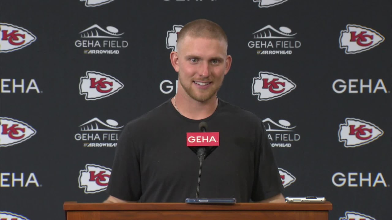 Shane Buechele: "He plays hard, but he also is very comfortable." | Pre ...