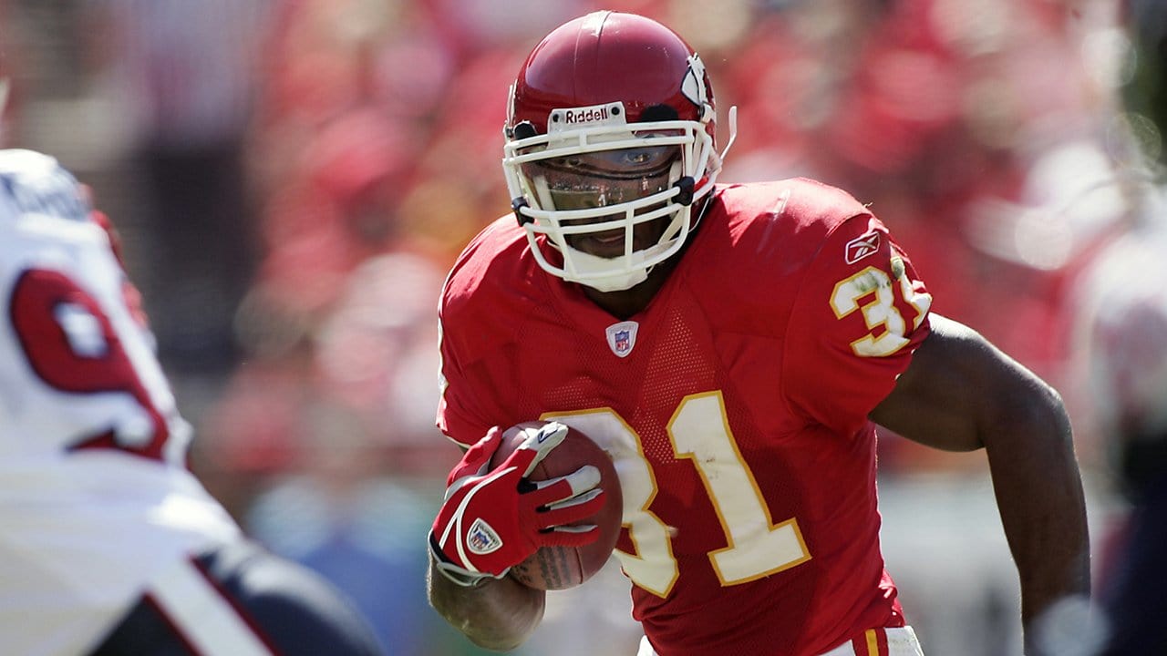 Priest Holmes Arrives in 2001