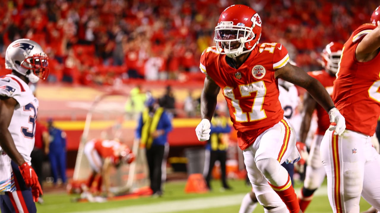 TOUCHDOWN: Mecole Hardman Catches Pass from Patrick Mahomes for a 6 ...