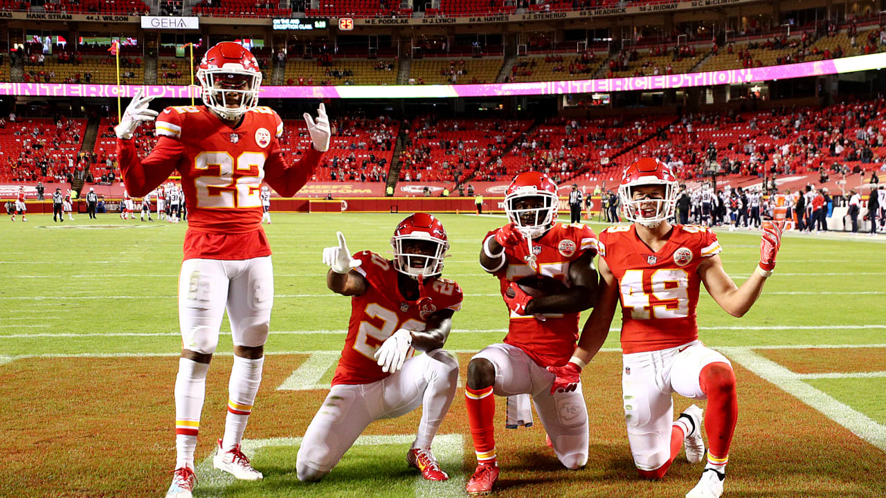 Photos: Game Action from Week 4 | Chiefs vs. Patriots