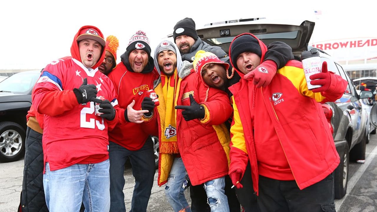 Photo Gallery: Chiefs vs. Browns Tailgating