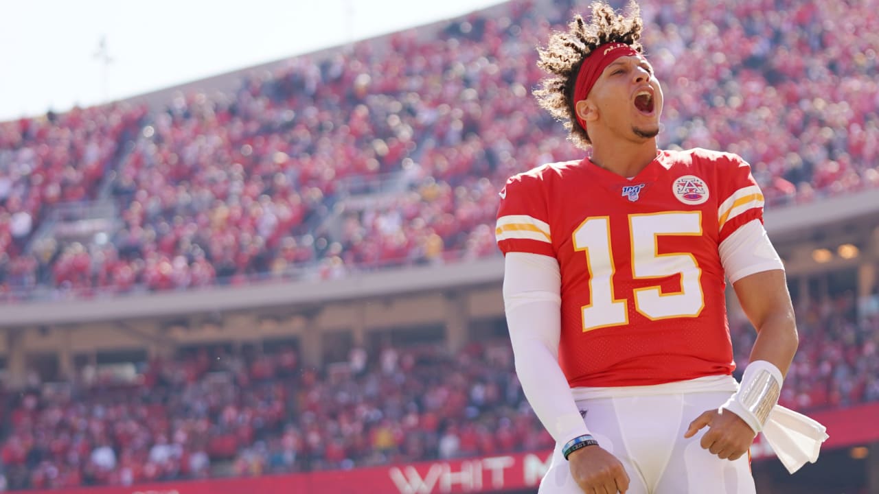 Patrick Mahomes’ Contract Extension Hits Chiefs’ Fans Differently, and ...