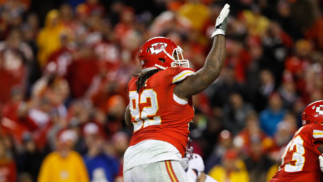 Counting Down the Best Chiefs Tweets of 2016