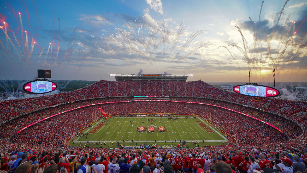 Photos: Top Shots from Week 1 vs. Lions