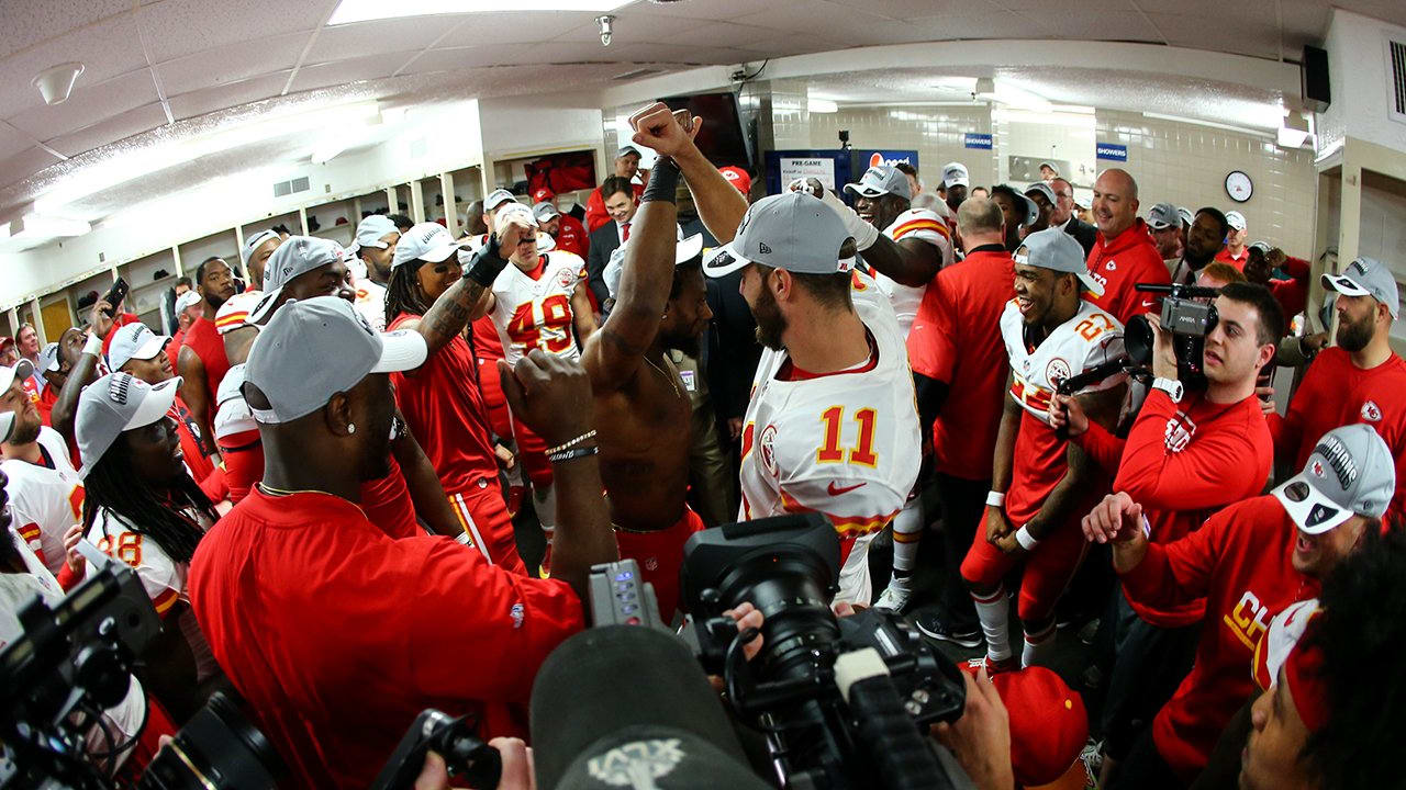 The Chiefs Celebrate their AFC West Division Title