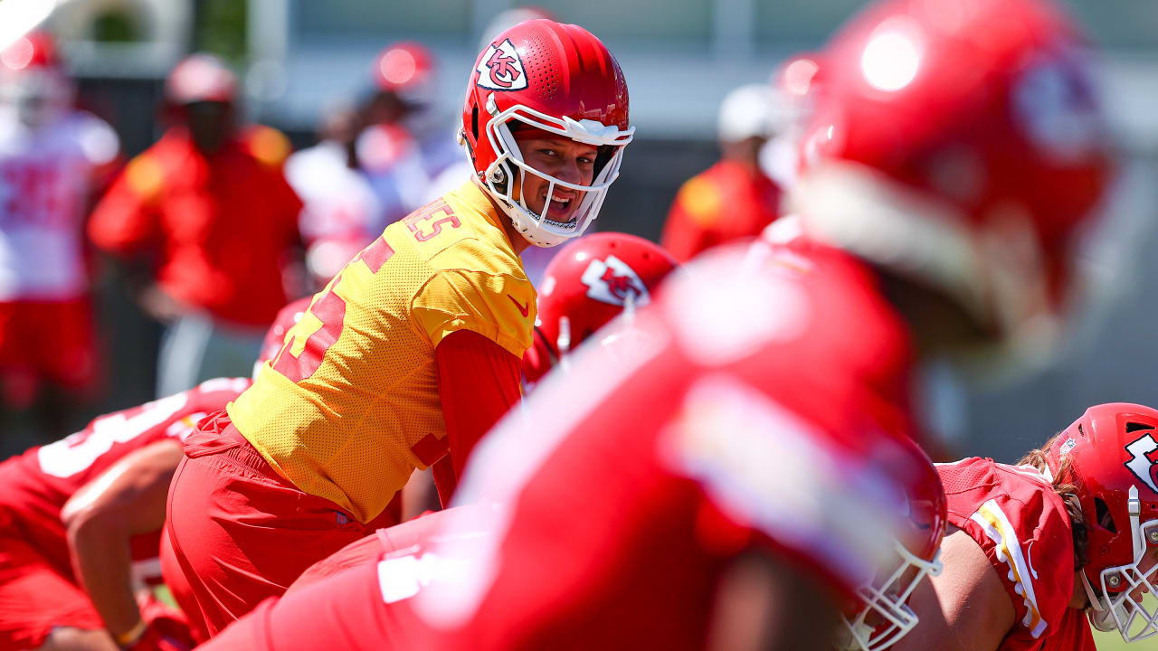 Photos: On-Field at Chiefs Practice | 8/30/22