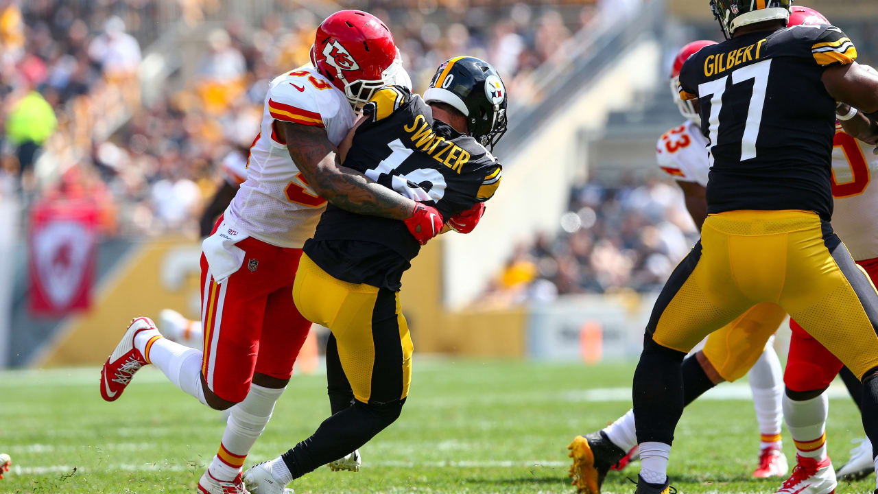 Chiefs Notebook: LB Anthony Hitchens Has Been a Tackling Machine ...