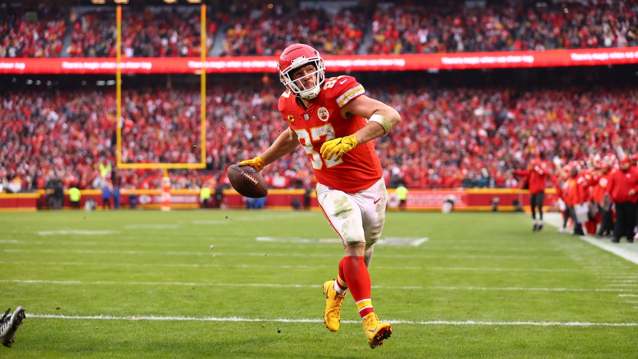 Four Chiefs Named to the PFWA “All-NFL Team”