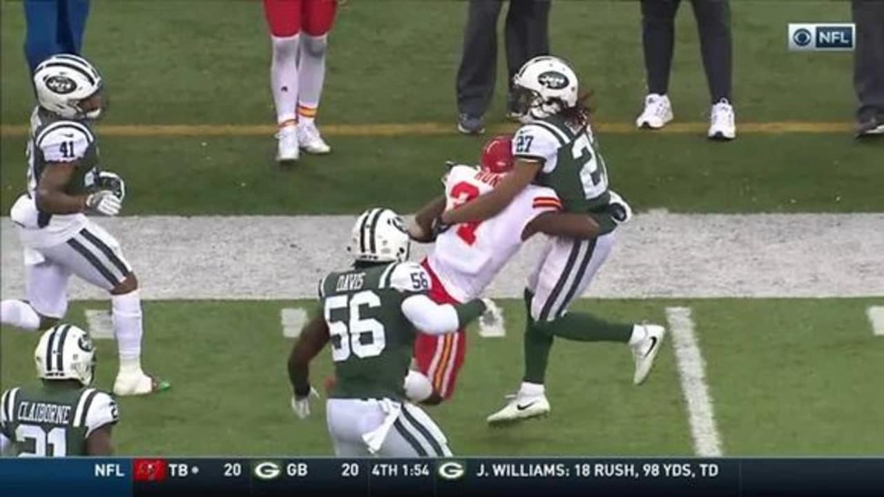 Alex Smith Finds Akeem Hunt For a 20 Yard Gain