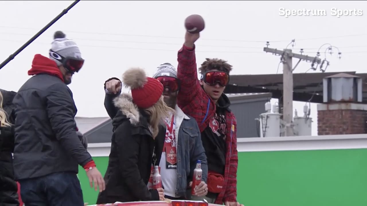 Patrick Mahomes Tosses Footballs into Crowd at Super Bowl Victory Parade
