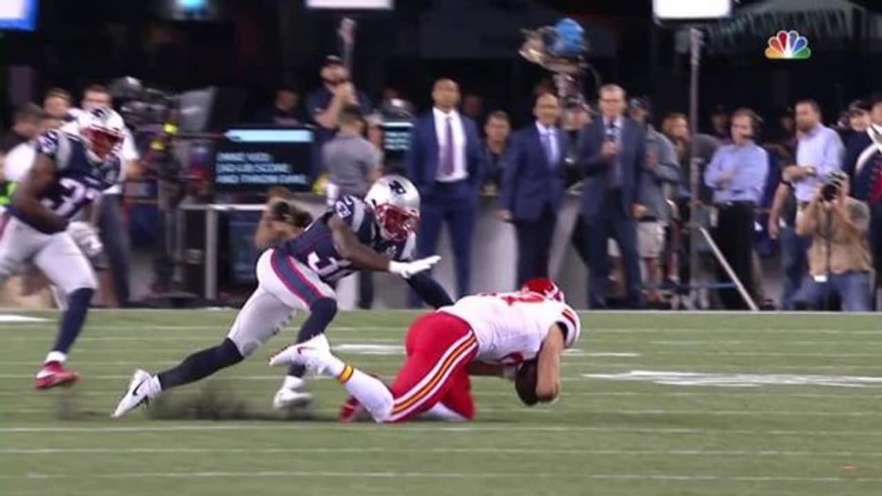 Travis Kelce Makes First Catch of the Season