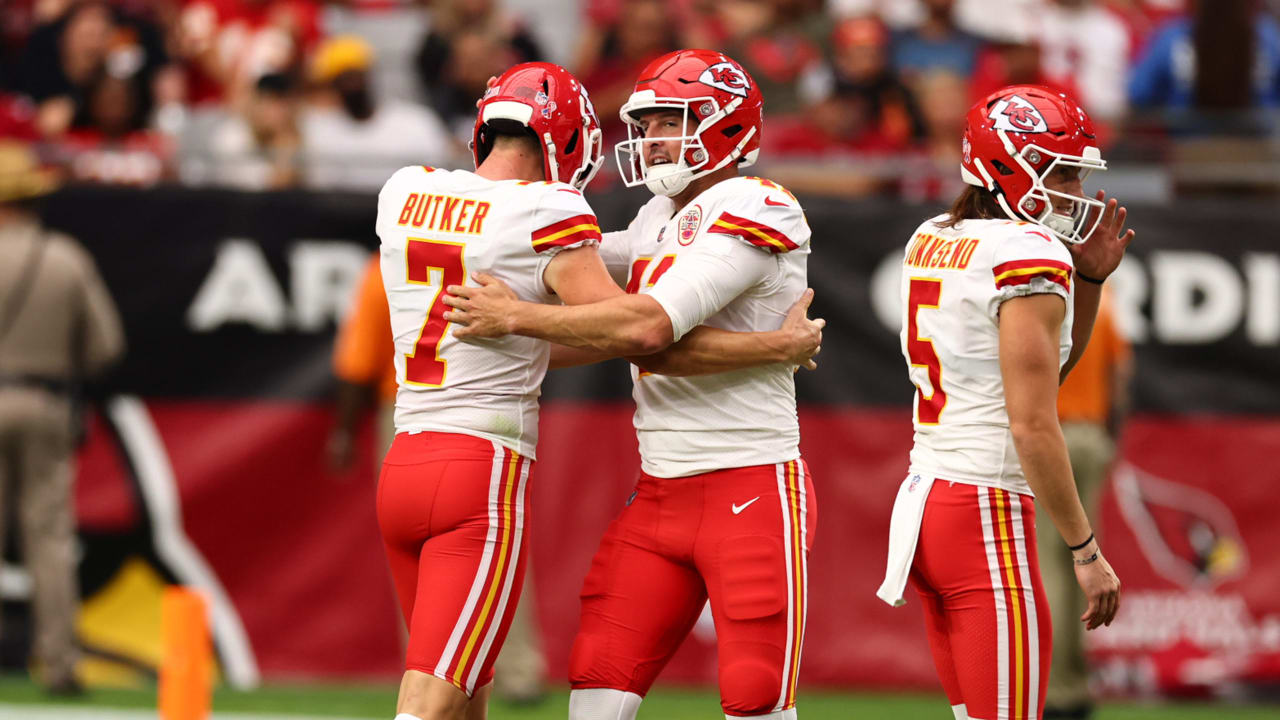 Harrison Butker Booms 54-yard Field Goal after Being Carted Off Earlier ...