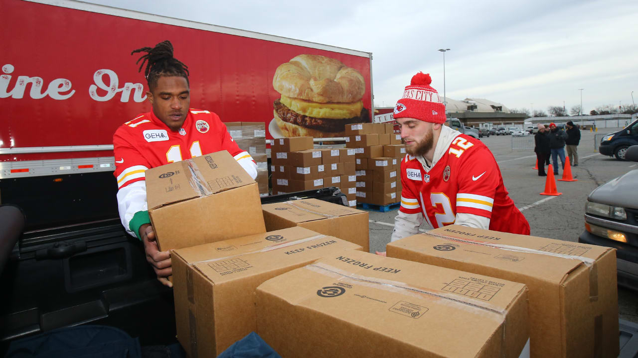 Photo Gallery: Ambassadors of Compassion Food Distribution