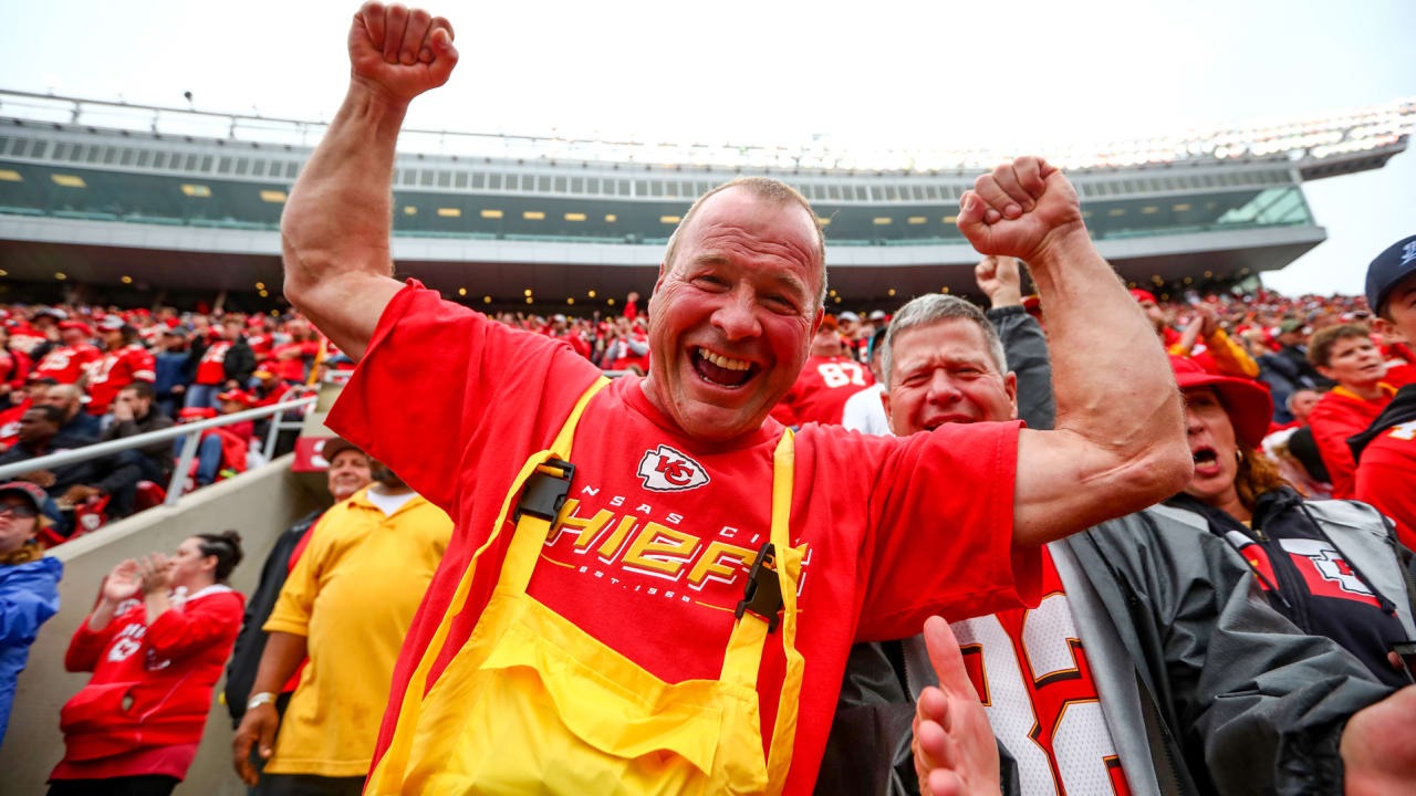 Photo Gallery: Fan Friday