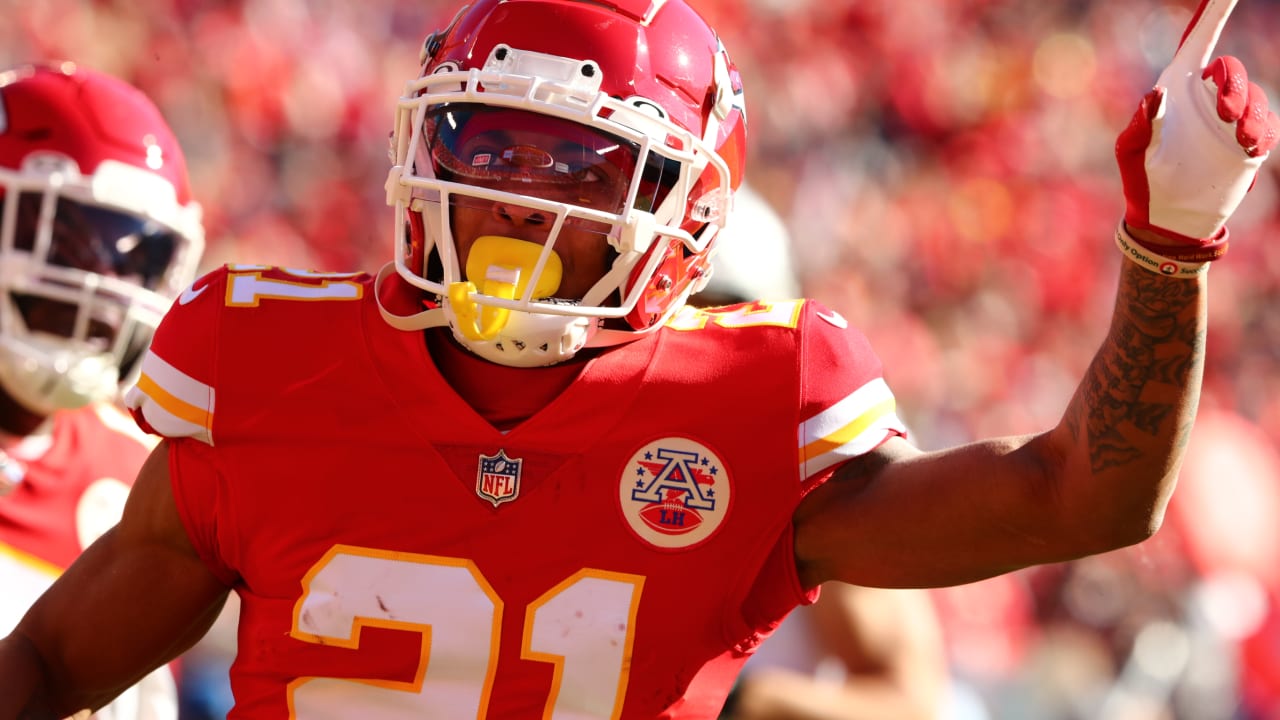 Mike Hughes' Stellar Day Continues with Forced Fumble of Renfrow