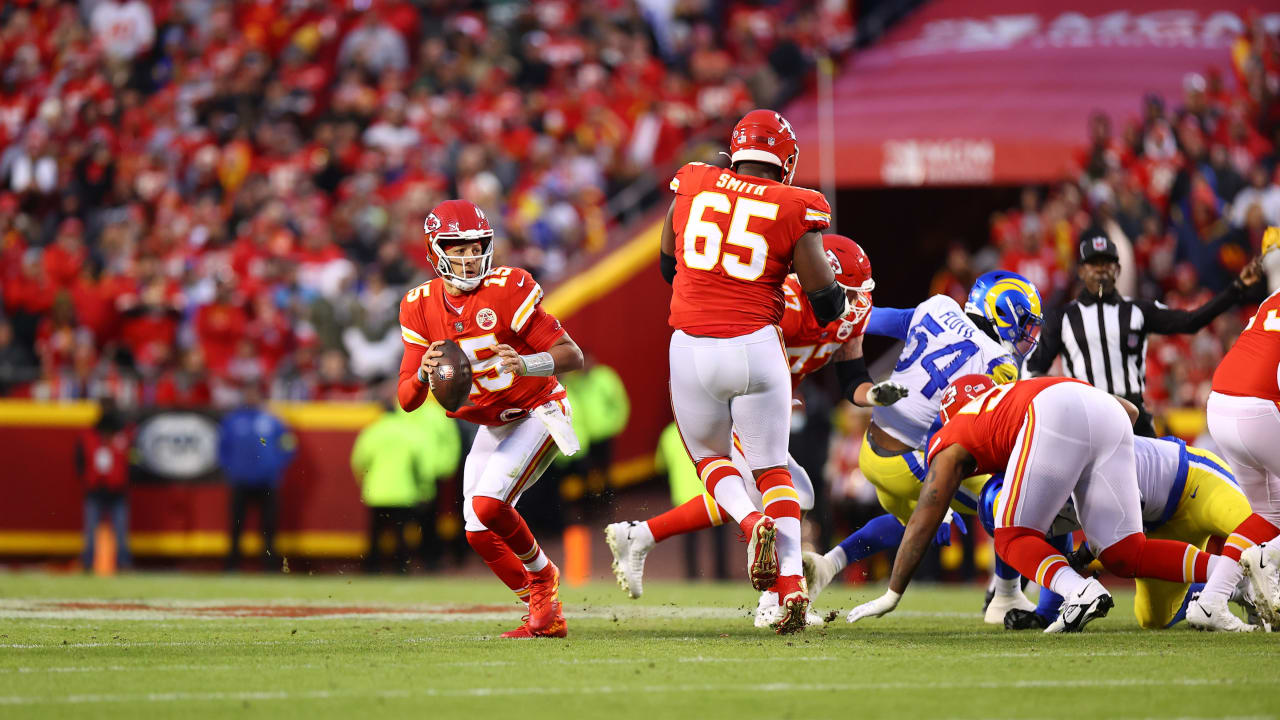 Patrick Mahomes Dissects Rams' Zone Defense with 21-Yard Throw to Jody ...